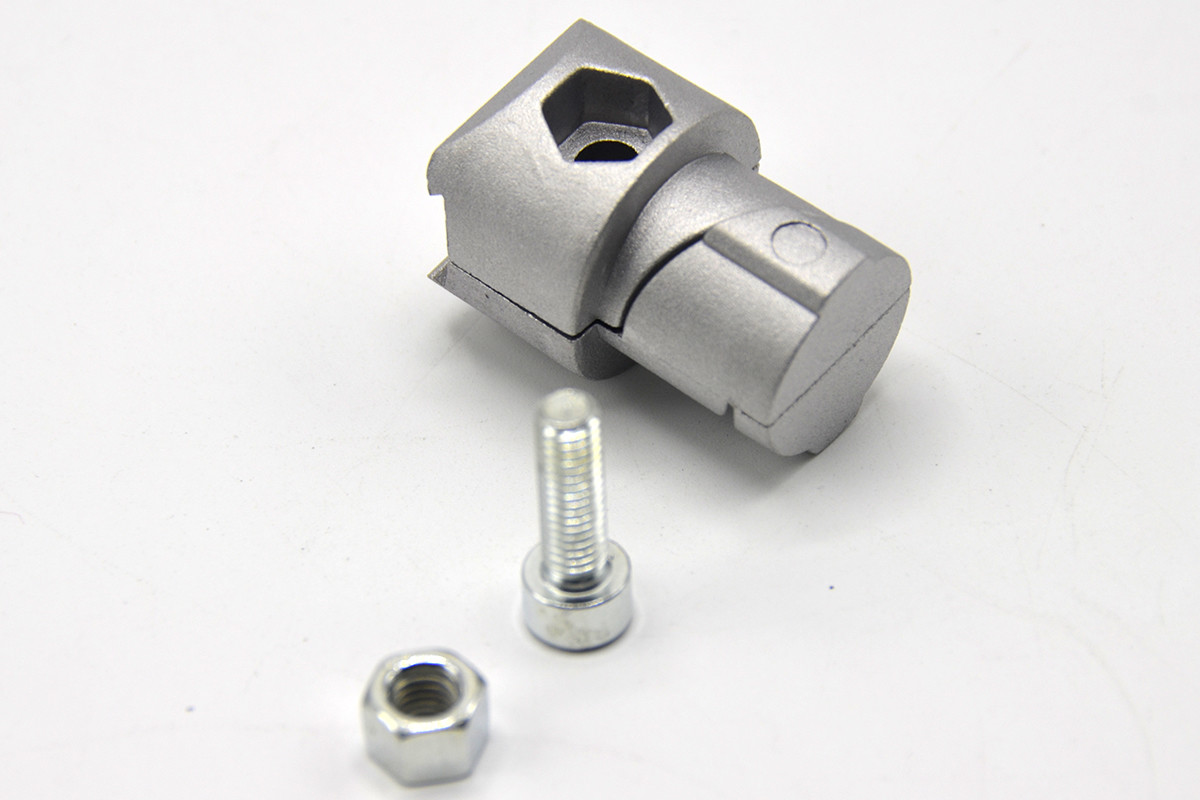 Sandblasting metal pipe joints ADC12 pipe connectors